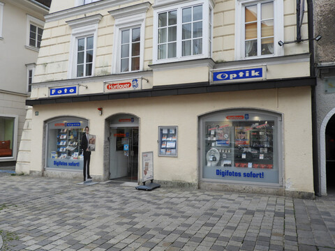 Hartlauer Donauzentrum Optik Pur | Foto, Handy, Optik & Hörgeräte